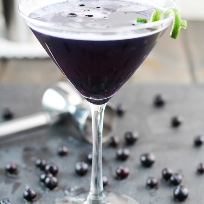 Blueberry Purple Rain Martini | 3 Yummy Tummies