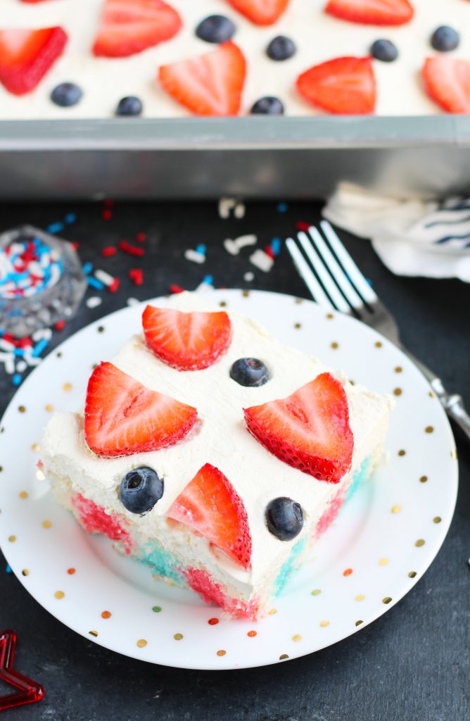 Red-White-and-Blue-Jello-Cake-2 | 3 Yummy Tummies