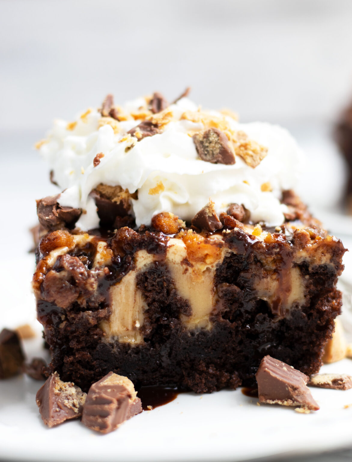Chocolate Peanut Butter Poke Cake | 3 Yummy Tummies